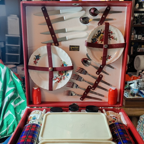 Brexton | Kitchen | Vintage Brexton Picnic Case | Poshmark